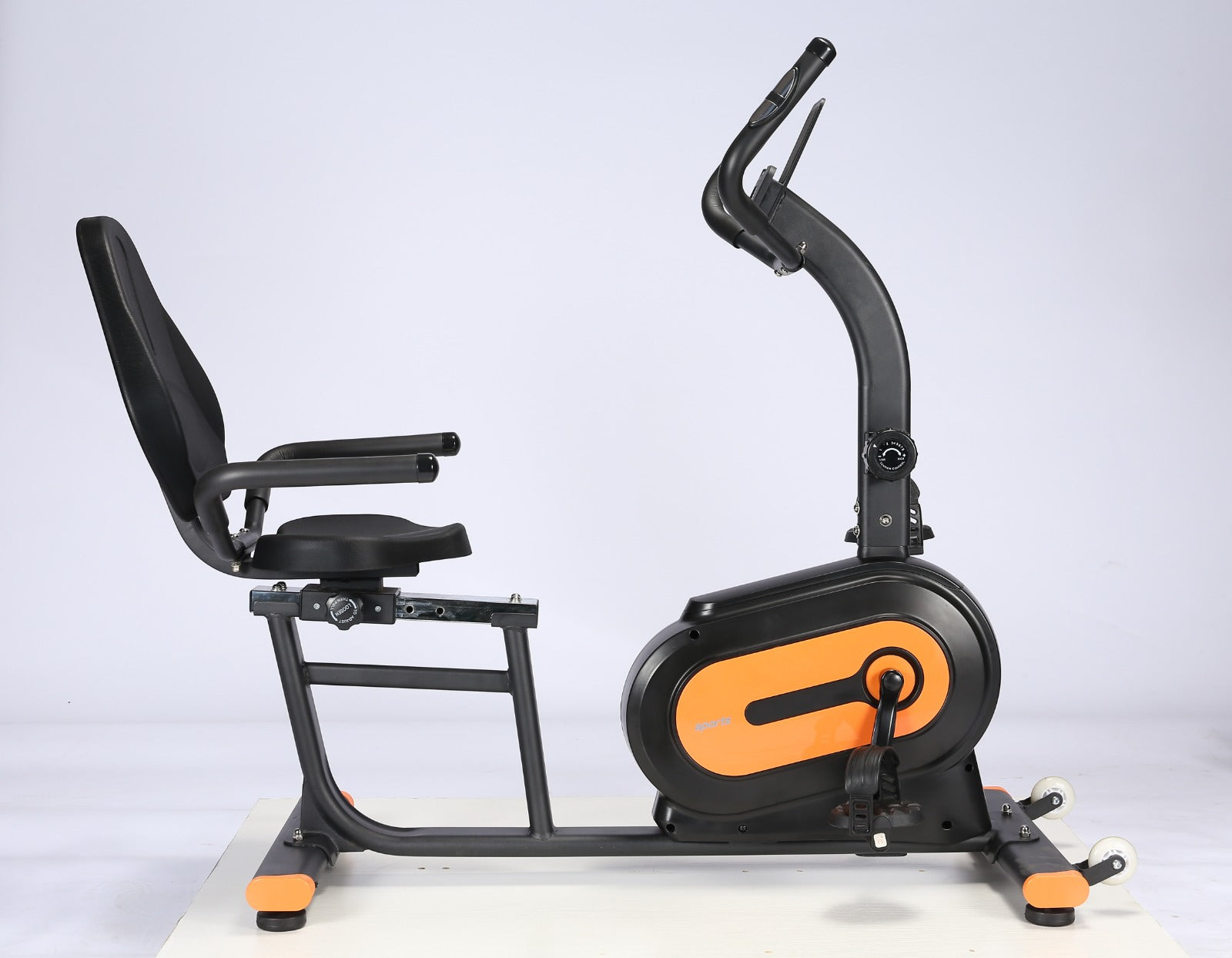 Kangaroo Fitness Magnetic Seated Elliptical Trainer Bike – Low Impact